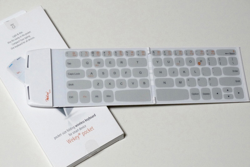 入力が多い日も安心！ 楽々持ち歩ける最薄6mmの折りたたみキーボード「Wekey」 - ケータイ Watch