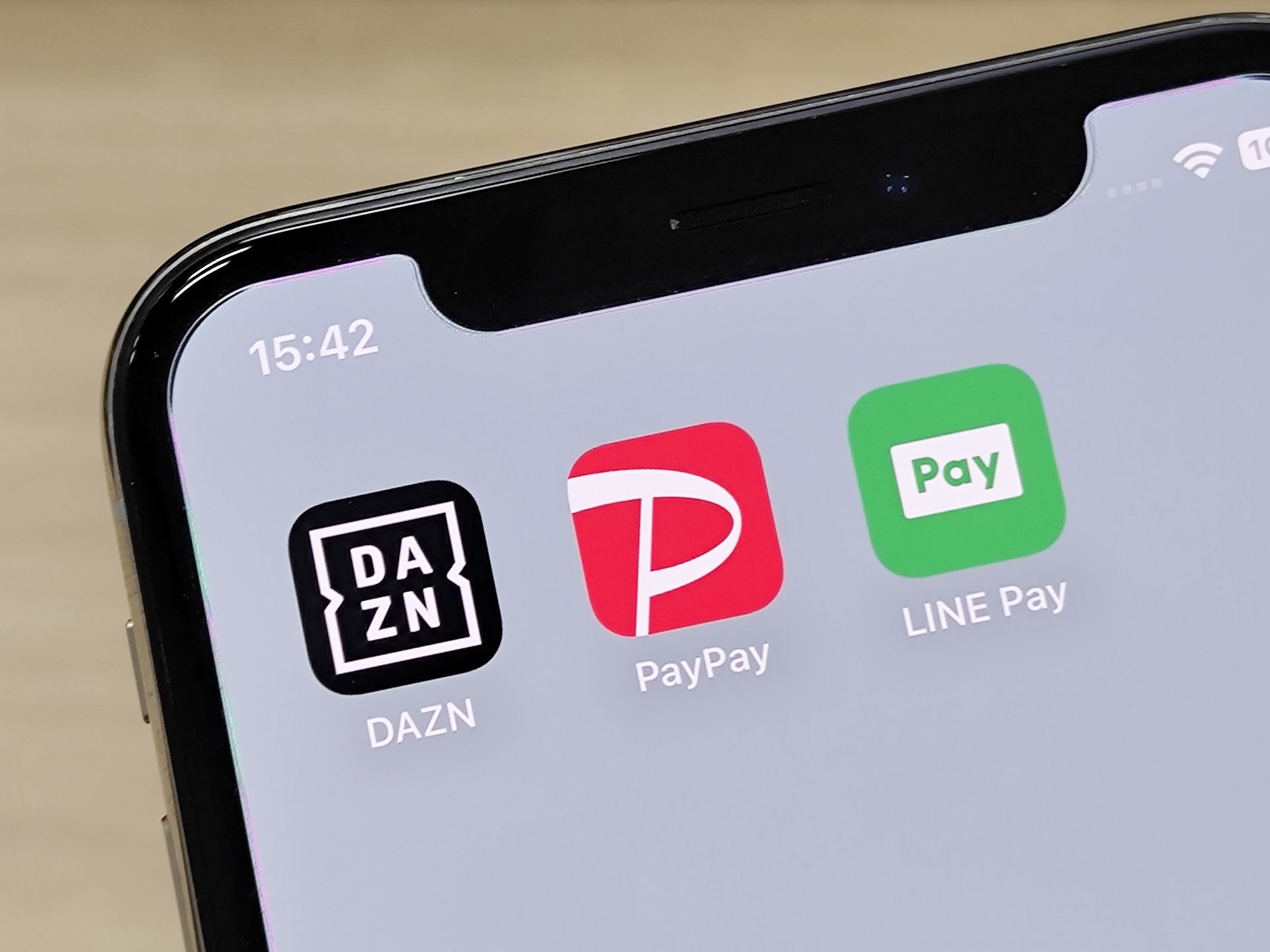 スポーツ配信「DAZN」、「PayPay」「LINE Pay」で支払えるように - ケータイ Watch