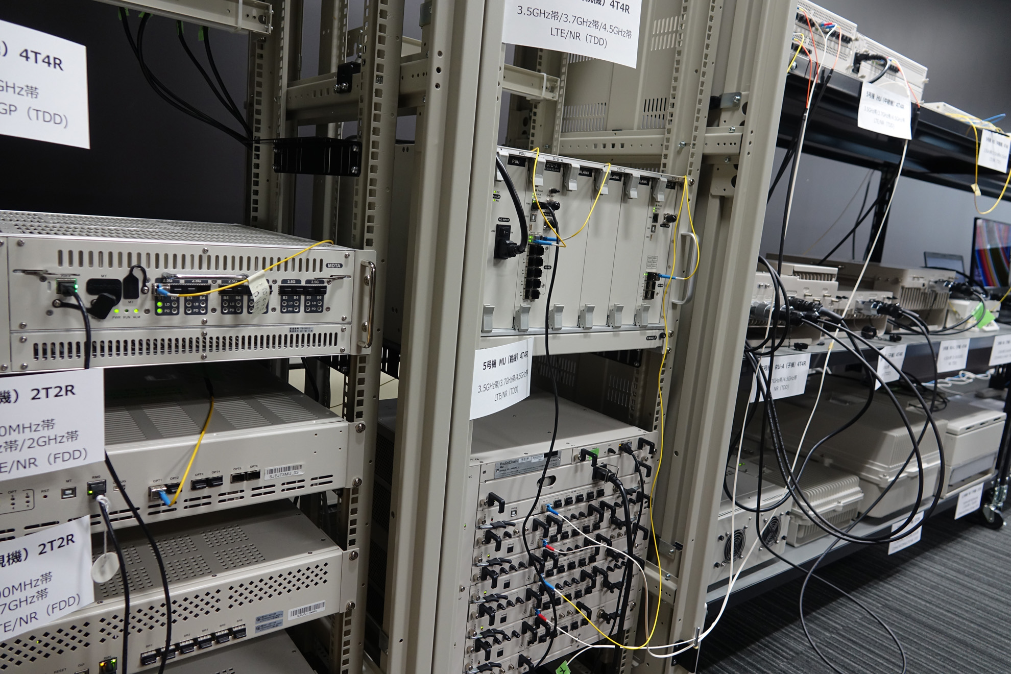 5G拡大を加速させる「インフラシェアリング」とは？ JTOWERの取り組みや独自開発の装置を公開 - ケータイ Watch