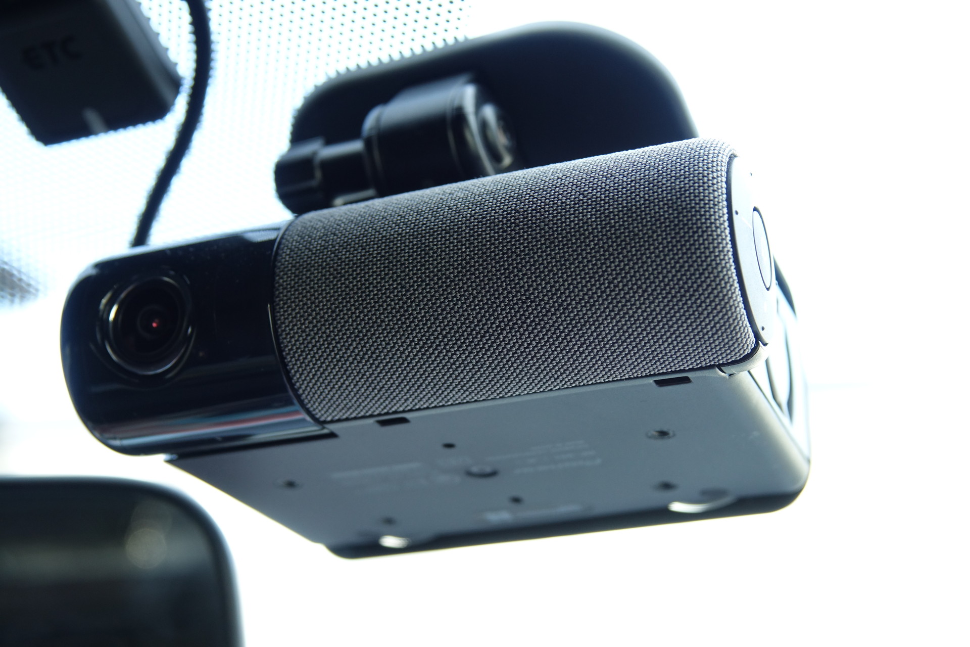 最初から欲しかったかも、ドラレコ兼カーナビ「NP1」のできることがわかる「ガイド」機能 - ケータイ Watch